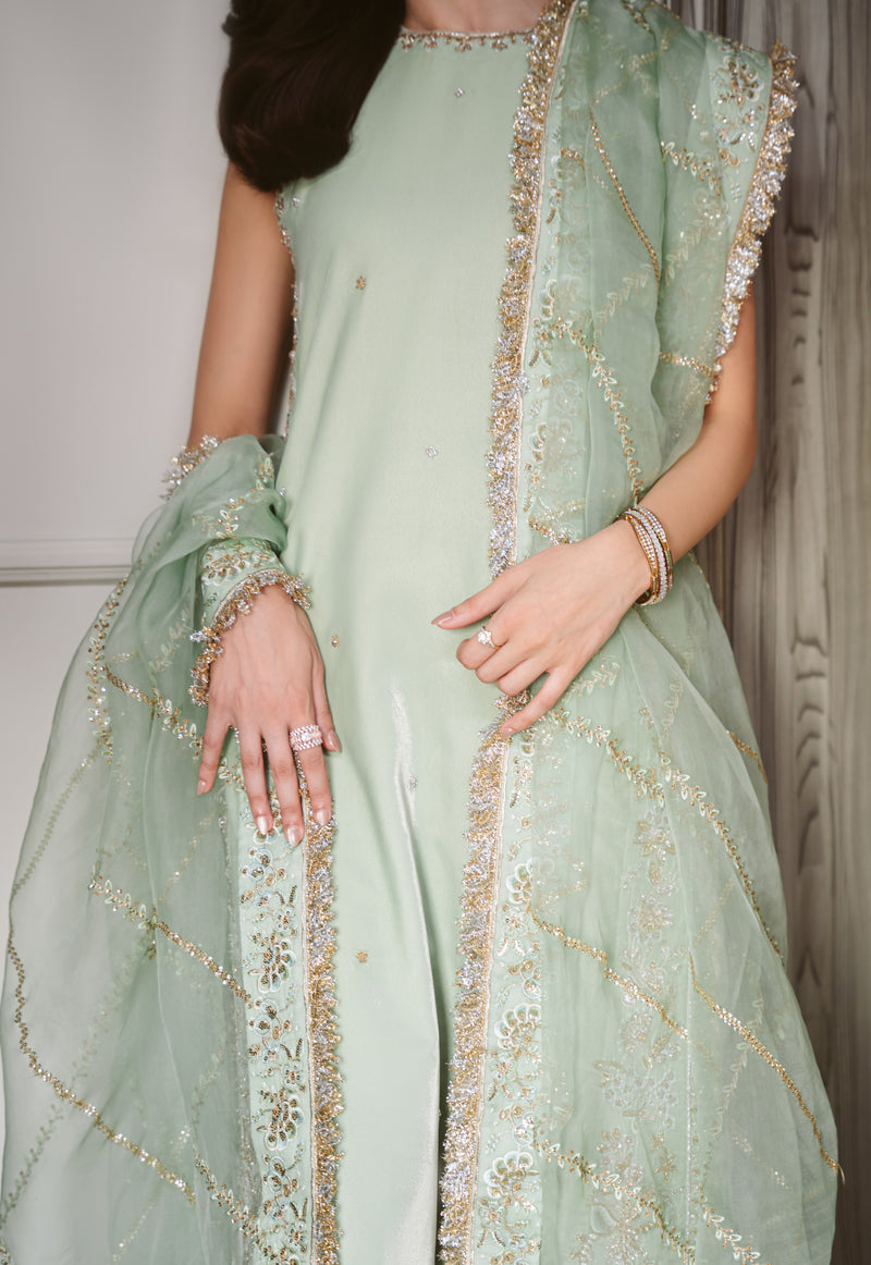 Womens Clothing Wedding Dresses Luxury Pret & Kurtis | Bedding